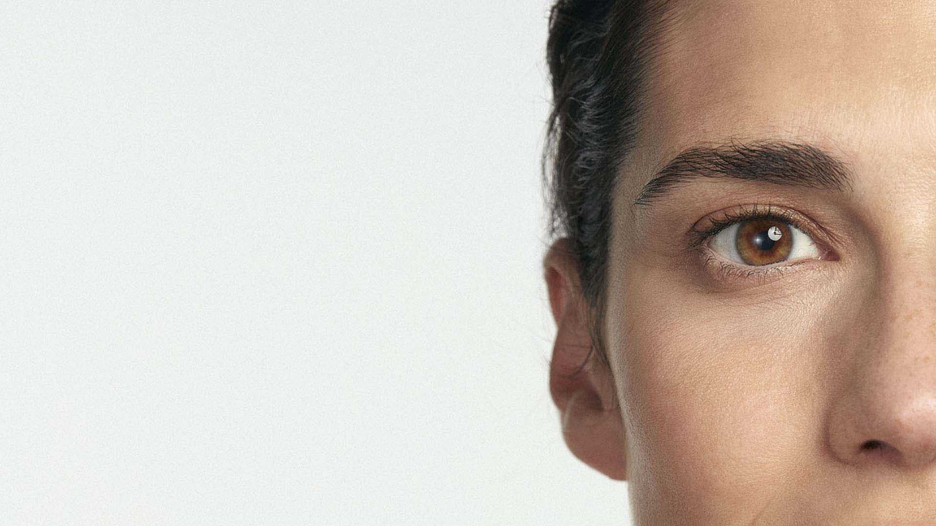 Hyaluronic acid for the eye area | IBSA Derma